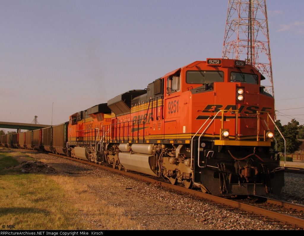 BNSF 9251